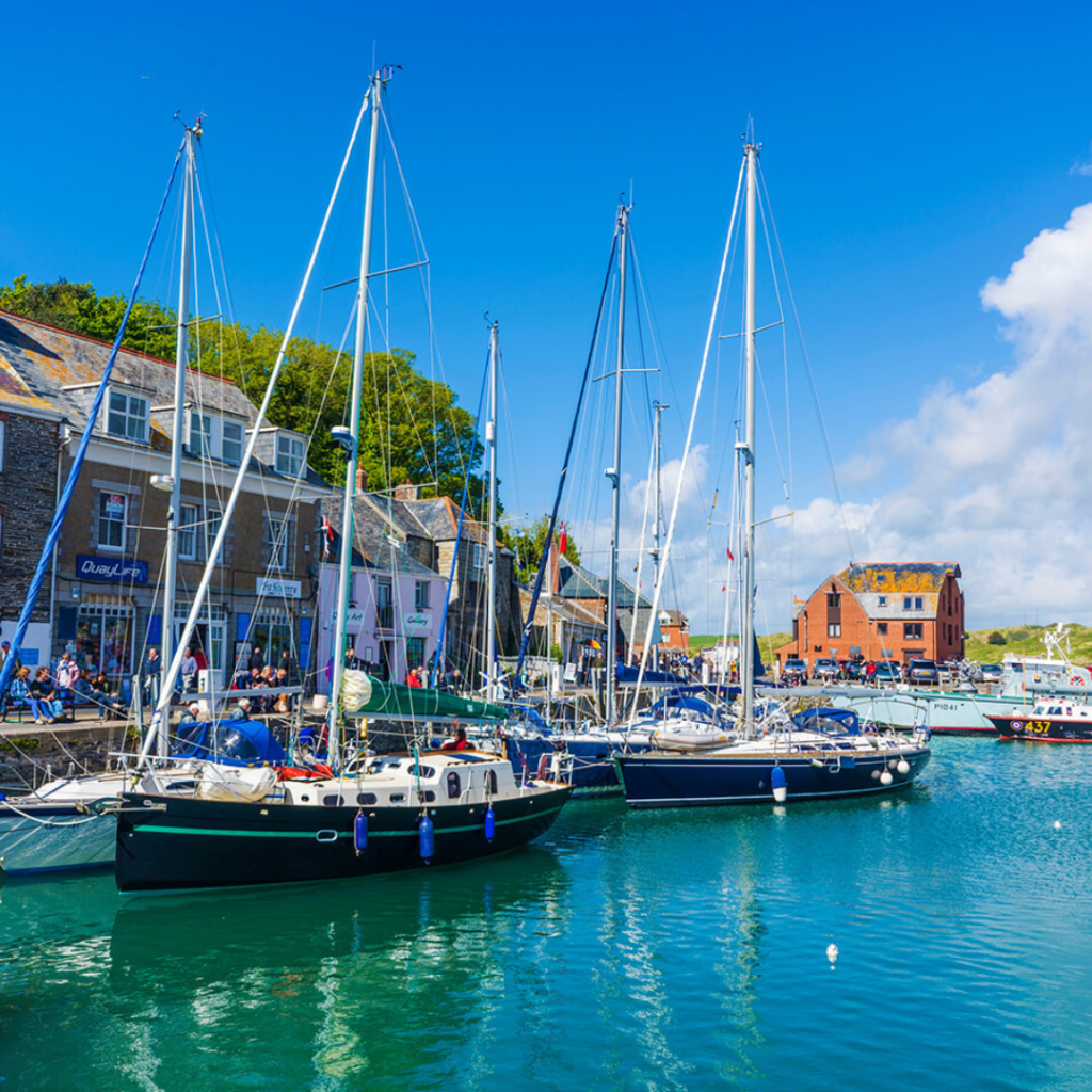 Top 10 Must-Visit Attractions in Cornwall for 2025 – Hello Cornwall